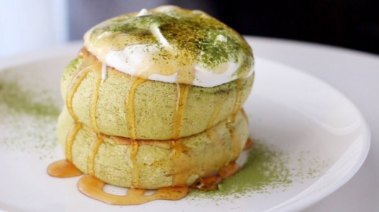 Matcha Souffle Pancakes – INDY ASSA